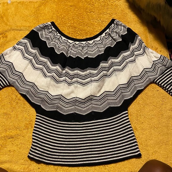 studio 8 | Sweaters | Studio 8 Sweater | Poshmark